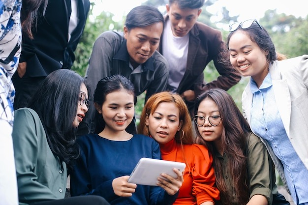 6 Macam Generasi di Indonesia, Kamu Termasuk yang Mana Sob ... 6 Macam Generasi di Indonesia, Kamu Termasuk yang Mana Sob ...